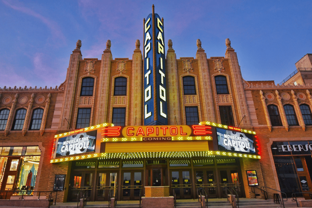 Leslie Cieplechowicz captures Flint’s beauty in new book, 'The Thumb of ...